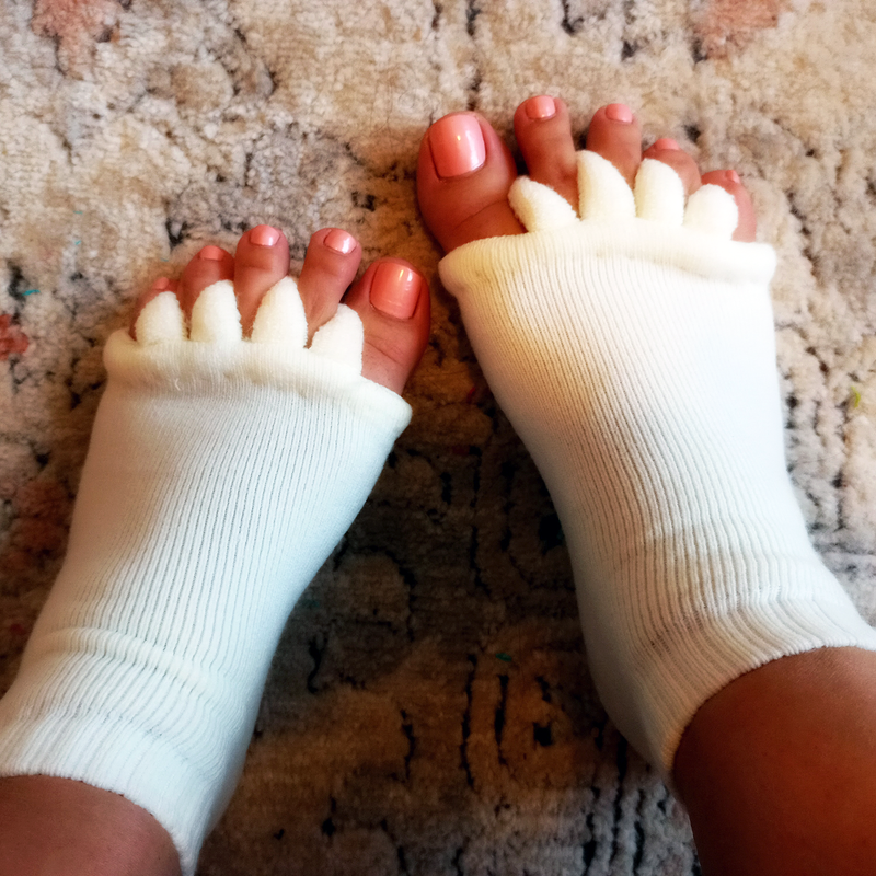 The Original Magic Sox™ | Toe Separator Socks for Foot Alignment & Pain ...