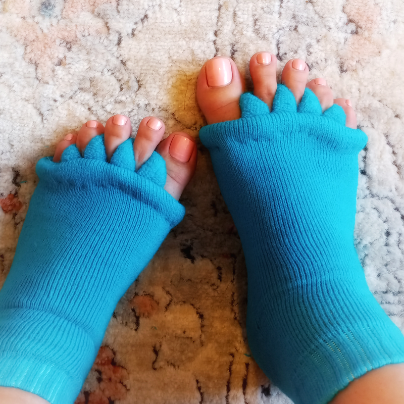 The Original Magic Sox™ | Toe Separator Socks for Foot Alignment & Pain ...